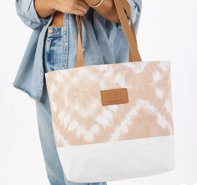 Day Tripper Shibori by Chelsea Kauai Sandstone – Monkey Wrench Men ...